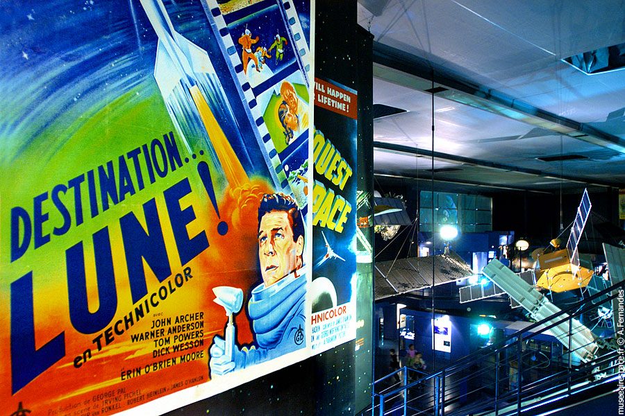 Exhibition halls - Museum