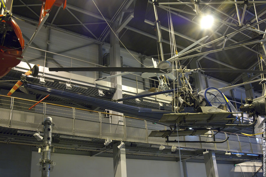 Hiller UH 12B Raven Hiller 360 - Musée de l'Air et de l'Espace