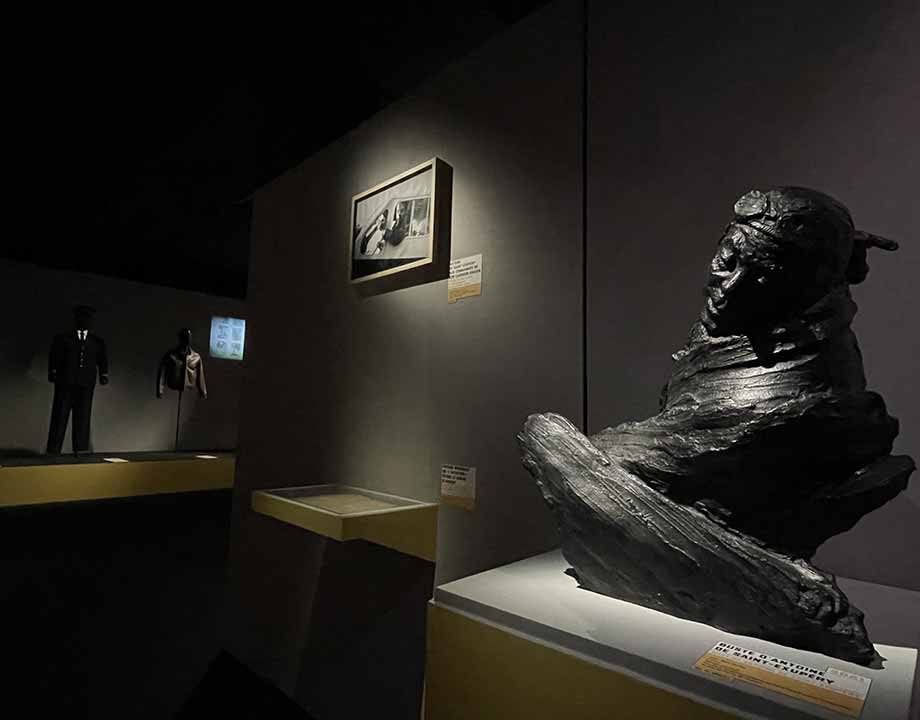 Exposition-dossier Antoine de Saint-Exupéry, fragments d'histoire ...
